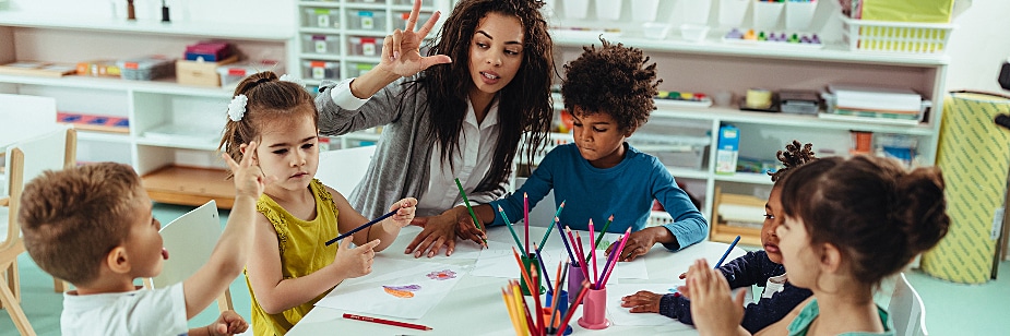 O que faz um professor da educação infantil? Conheça 5 funções!